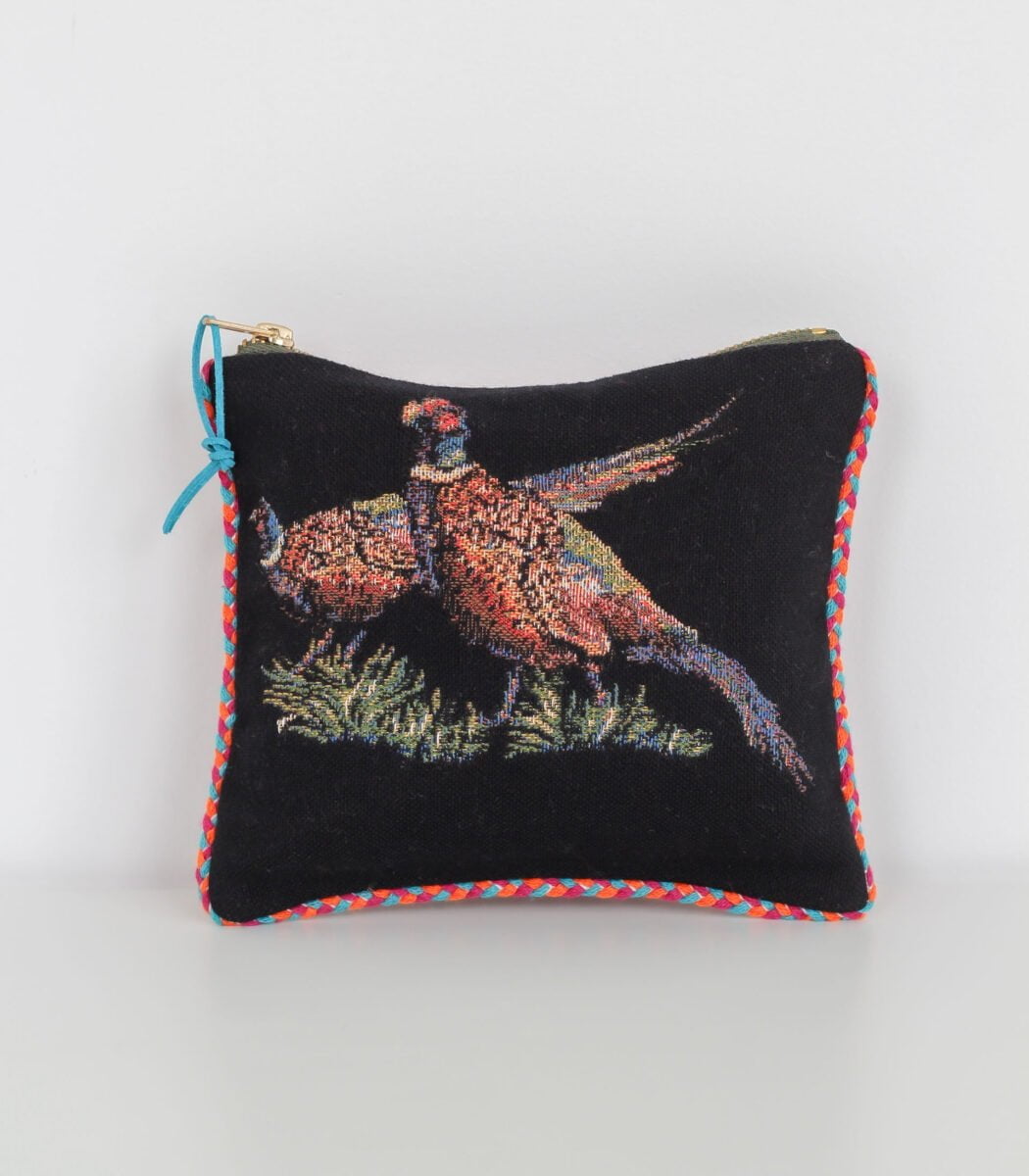 Belgiško gobeleno kosmetinė „Fazanai“ — Story by Nature