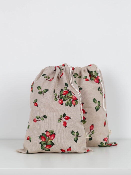 Medžiaginis sutraukiamas maišelis „Erškėtrožės” — Story by Nature